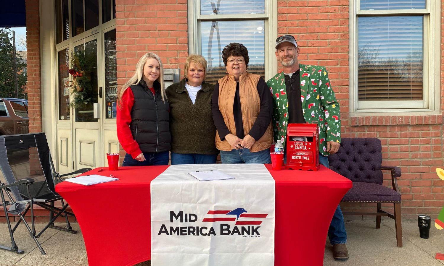 Community | Mid America Bank